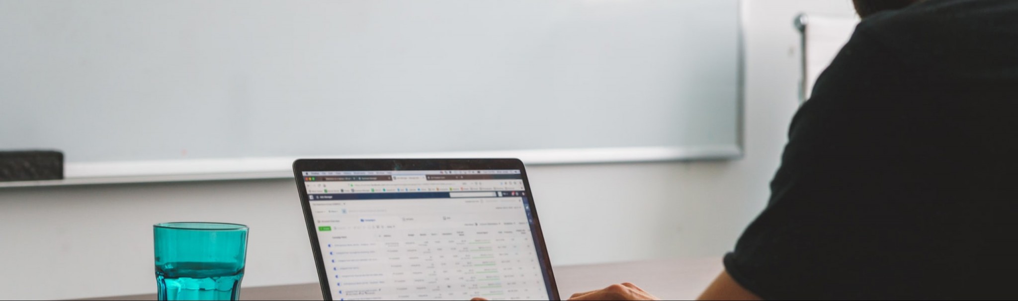 Facebook Ads Creator Workflow Template | Flowster